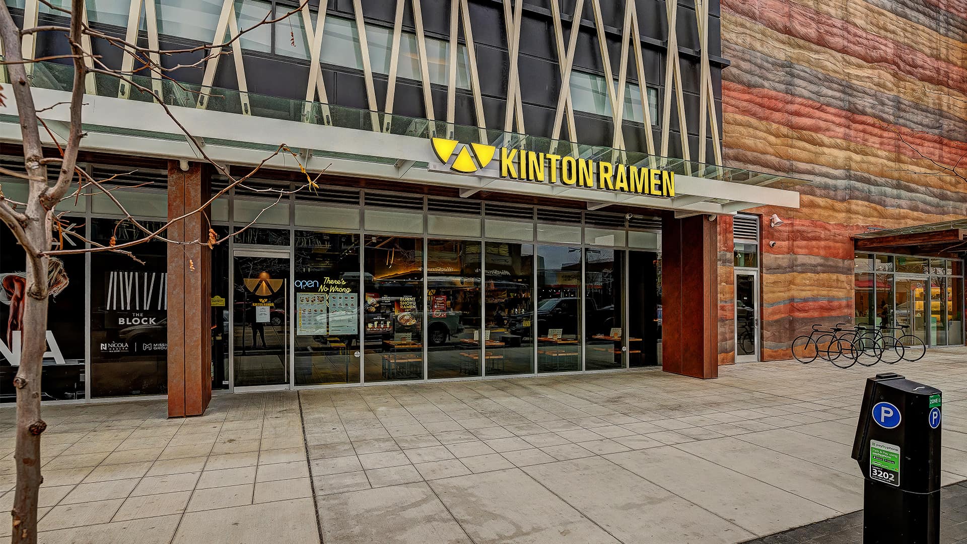 KINTON RAMEN Kelowna Downtown | British Columbia | KINTON RAMEN